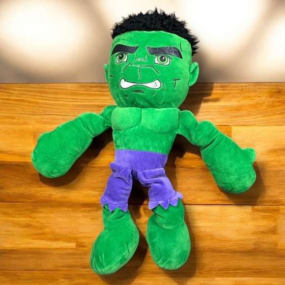 Marvel | Toys | Marvel The Incredible Hulk Plush 23 Toy Avengers Plush ...